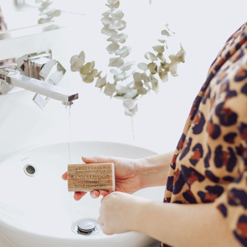 Buy Sandalwood Hand Wash & Soap Bar Bundle Online in Australia ...